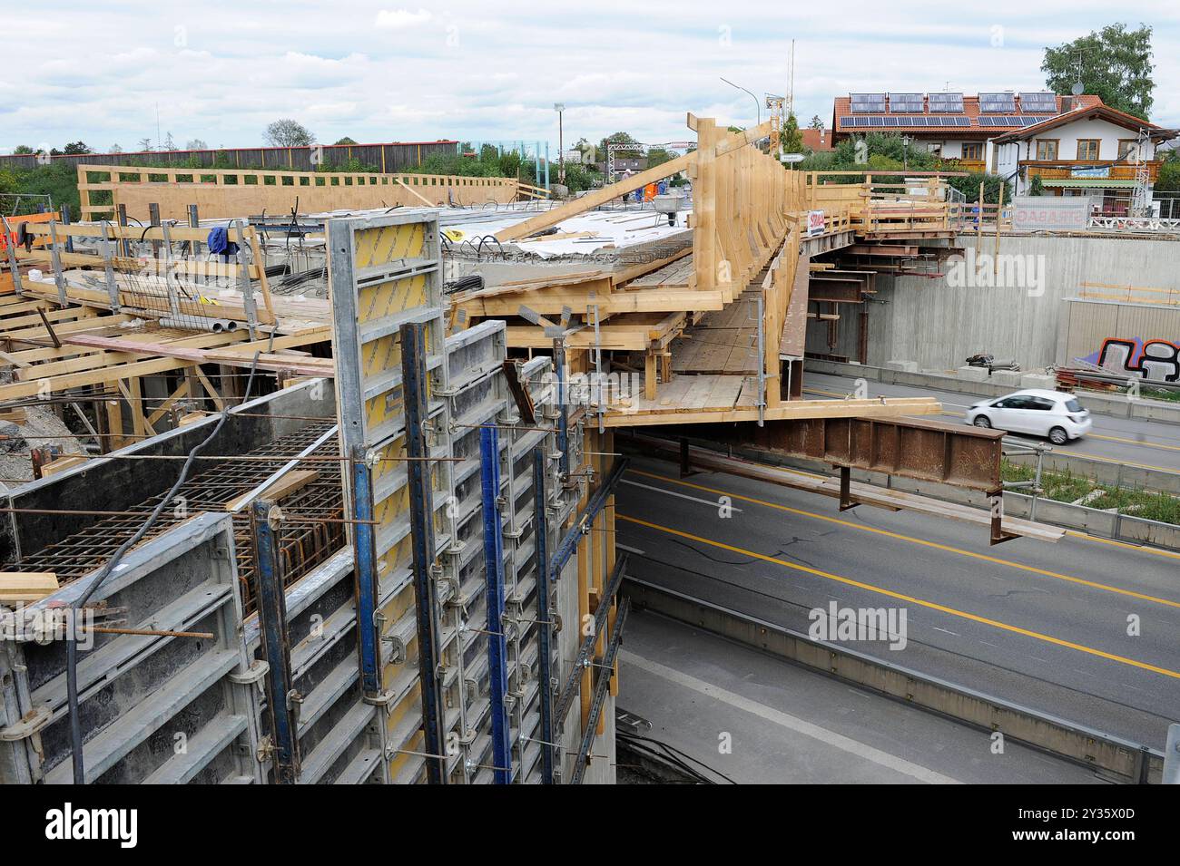 THEMENFOTO : Brueckensanierung. Baustelle einer Bruecke ueber die ...