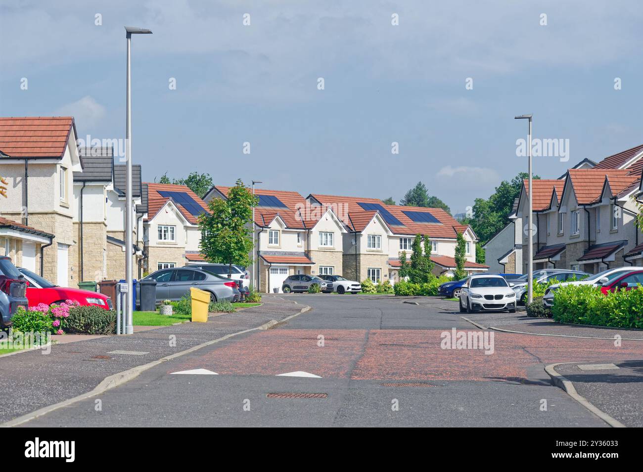 New housing development at Dargavel in Bishopton Stock Photo - Alamy