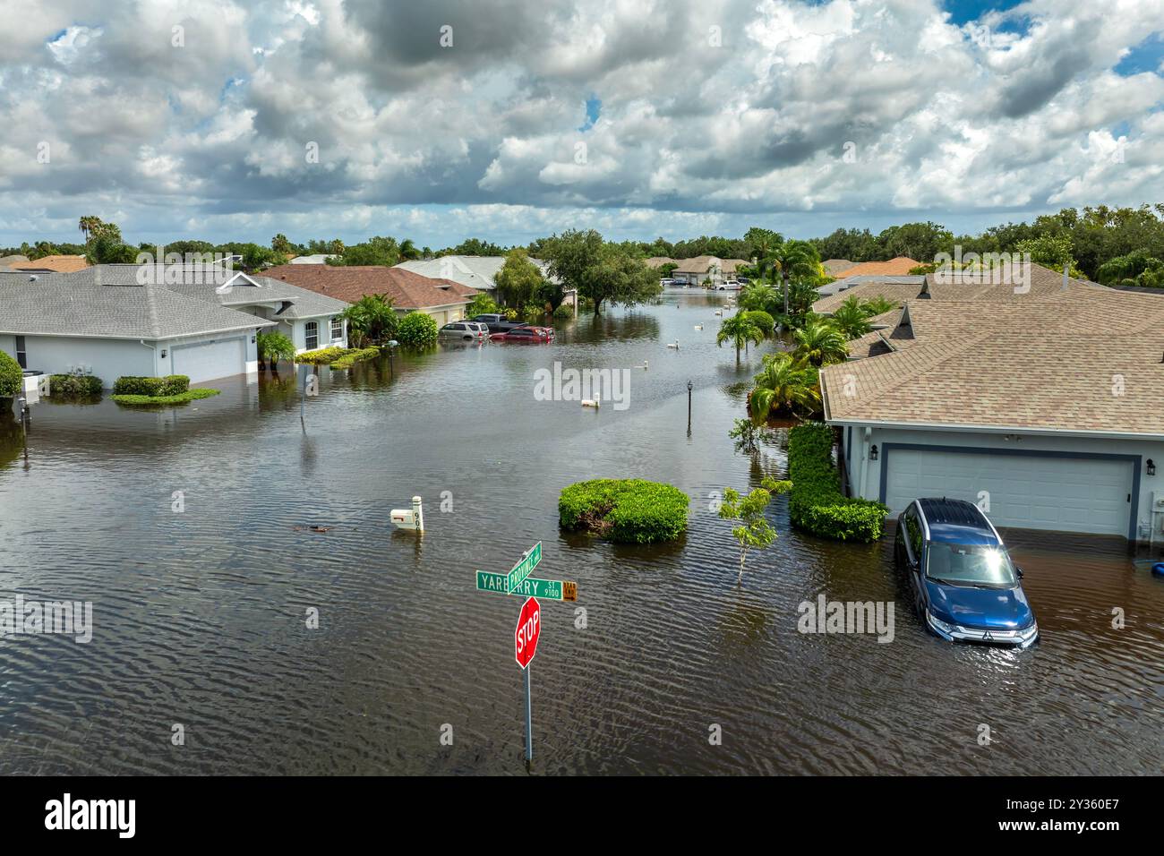 Hurricane flooded cars and homes in residential community in Florida ...