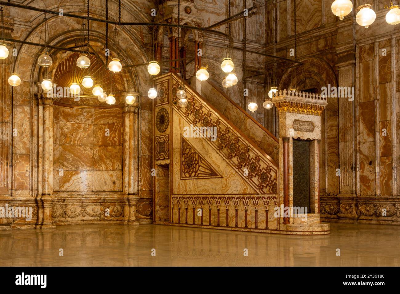 Mosque sultan minbar cairo egypt hi-res stock photography and images ...