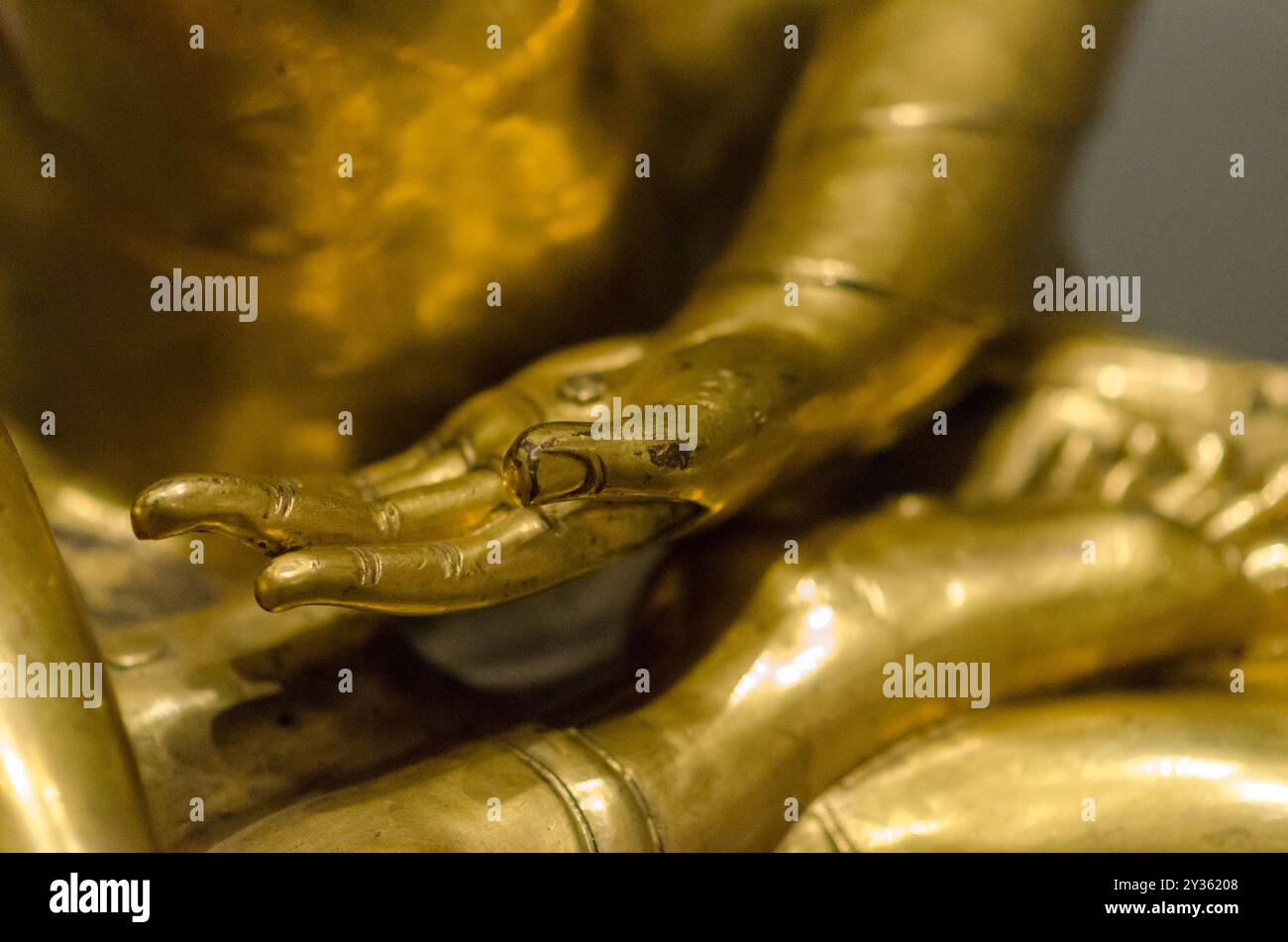 Buddha Shakyamuni, golden sculpture preserved at the MAO oriental art ...
