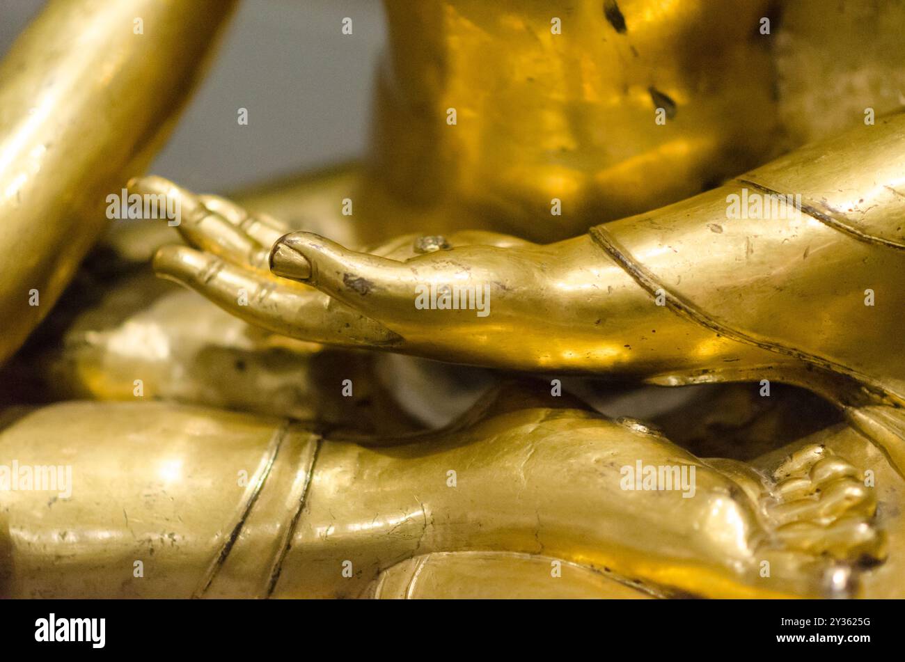 Buddha Shakyamuni, golden sculpture preserved at the MAO oriental art ...