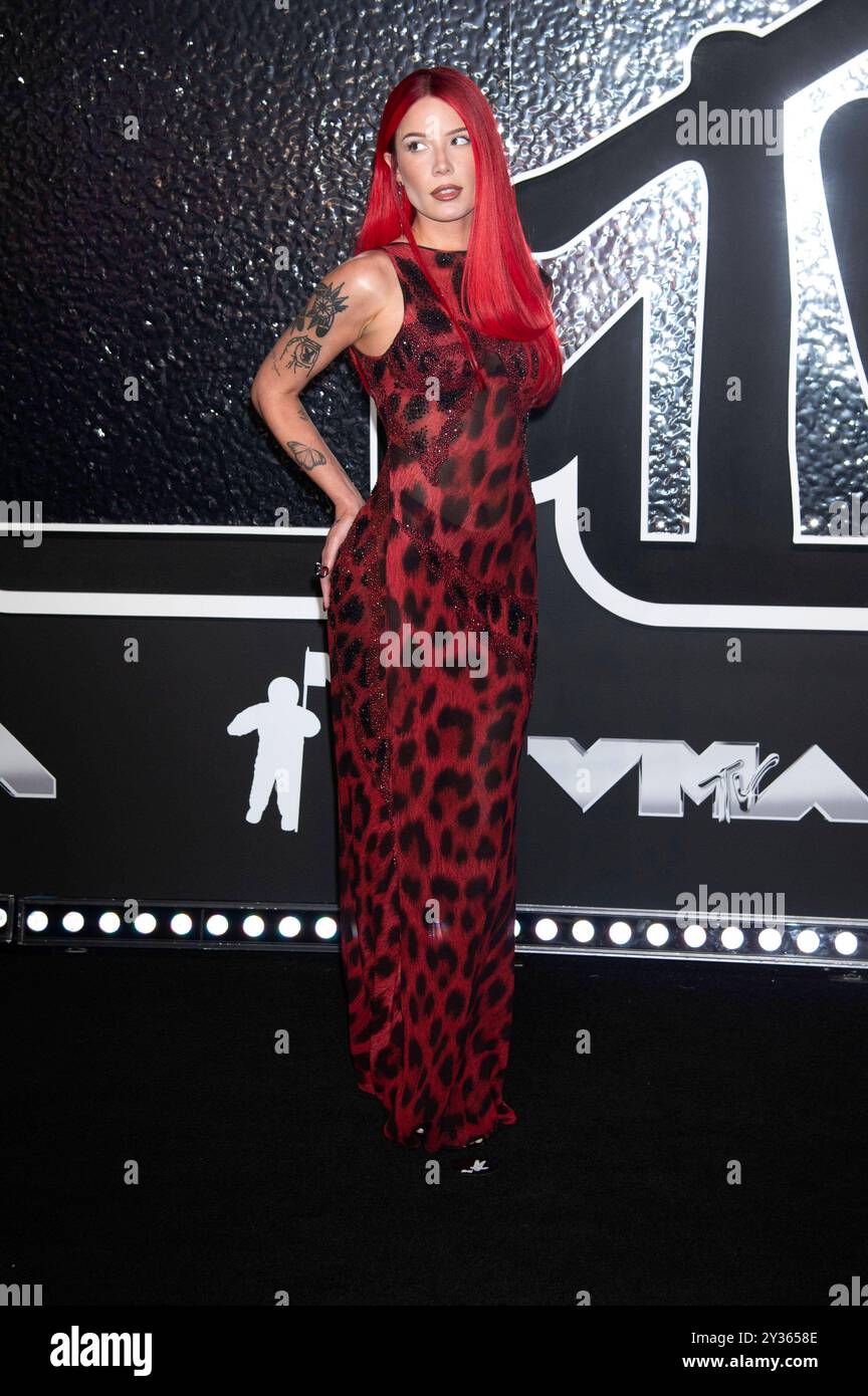 Halsey bei der Verleihung der MTV Video Music Awards 2024 at UBS Arena ...
