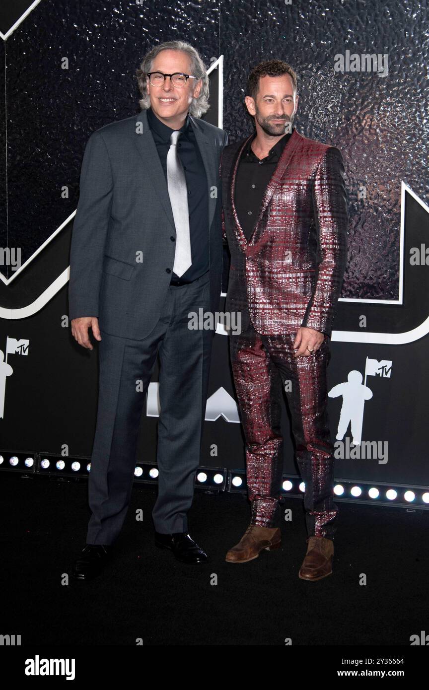 Rodrigo Prieto und Ethan Tobman bei der Verleihung der MTV Video Music Awards 2024 at UBS Arena ...
