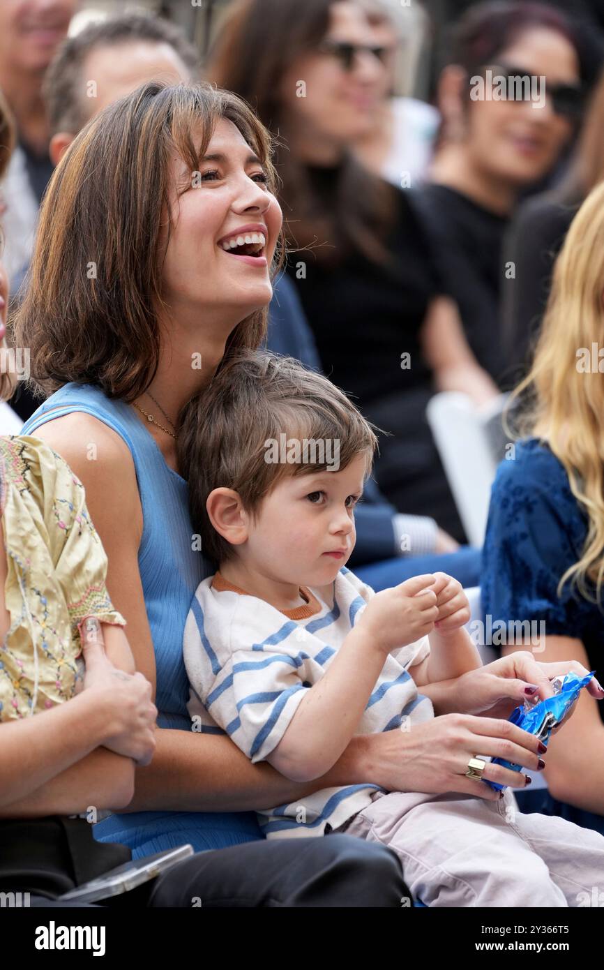 Mary Elizabeth Winstead, left, and Laurie McGregor attend a ceremony honoring Ewan McGregor with ...