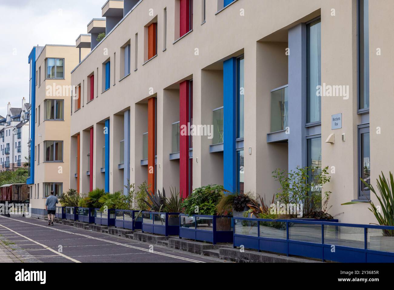 Houses in Museum Street on Bristol harbourside Stock Photo - Alamy