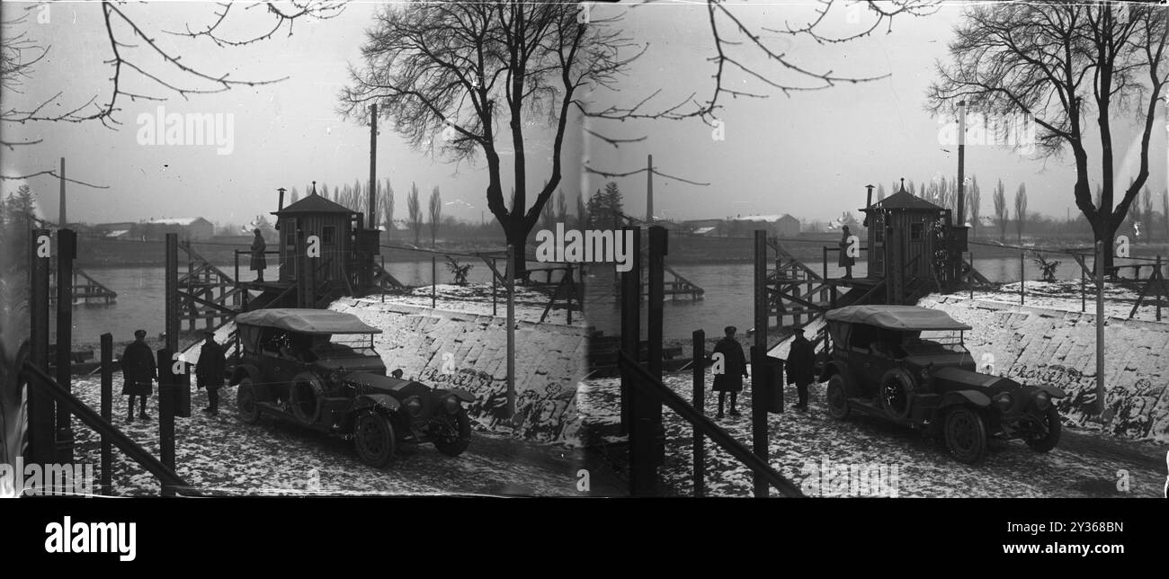 World war 1 british soldiers trench hi-res stock photography and images ...