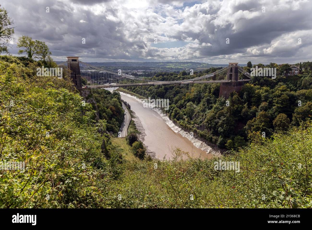 The Clifton Suspension Bridge over the Avon Gorge, Bristol Stock Photo ...