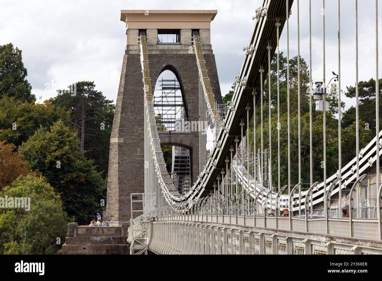 The Clifton Suspension Bridge over the Avon Gorge, Bristol Stock Photo ...