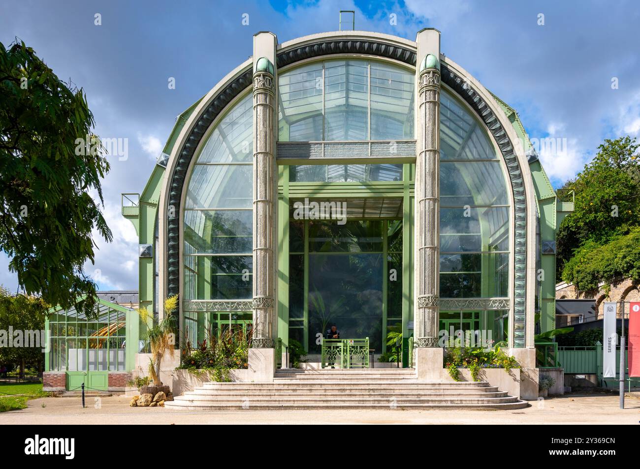 Paris, France, Greenhouse in the Jardin des Plantes Editorial only ...
