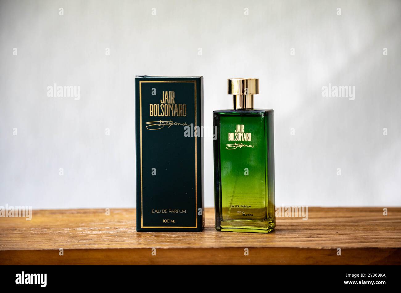 Jair Bolsonaro men's perfume. Woody citrus perfume Stock Photo - Alamy