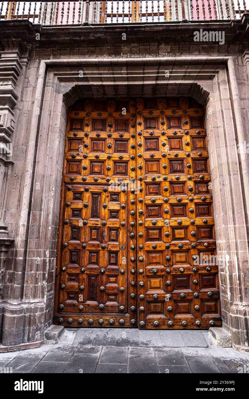 old wooden door of the SHCP Museum The Museum of Art of the Ministry of ...