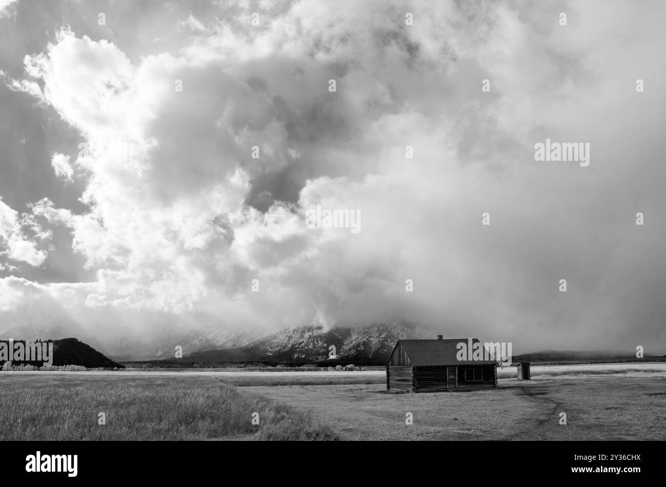 Mormon Row Historic District at the Teton Range of Grand Teton National ...