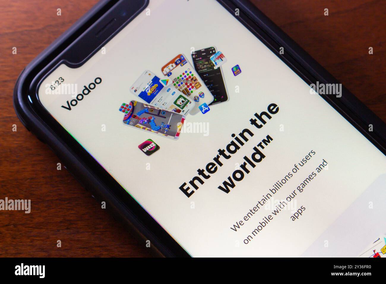 Mobile games hi-res stock photography and images - Alamy