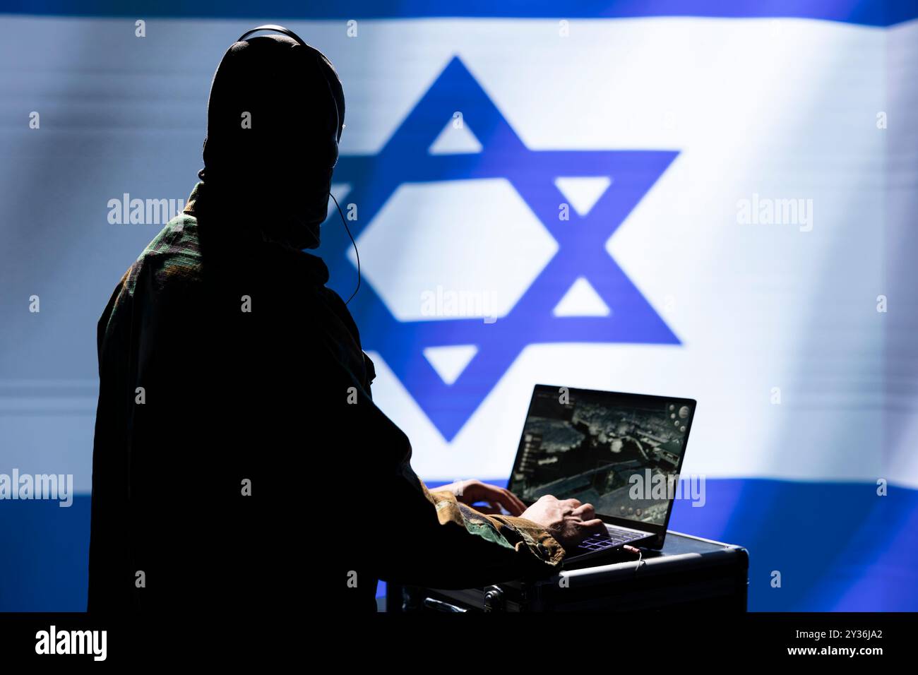 Mossad room hi-res stock photography and images - Alamy