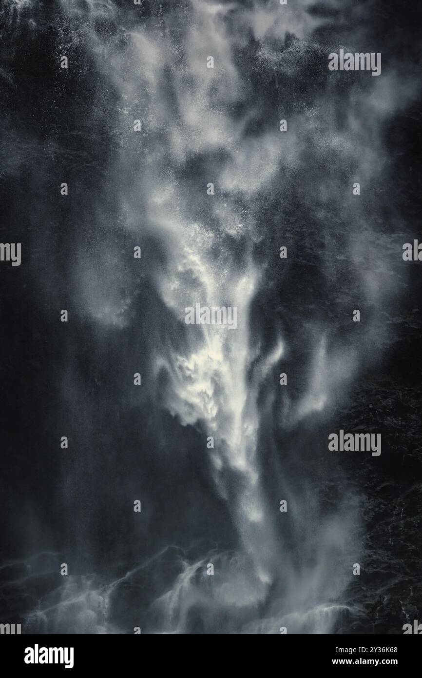 Vertical real pure water flowing hi-res stock photography and images ...