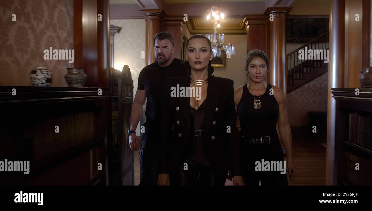 LEGEND OF THE WHITE DRAGON, Kevin Porter (left), Mayling Ng (right), 2023. © Falling Forward ...