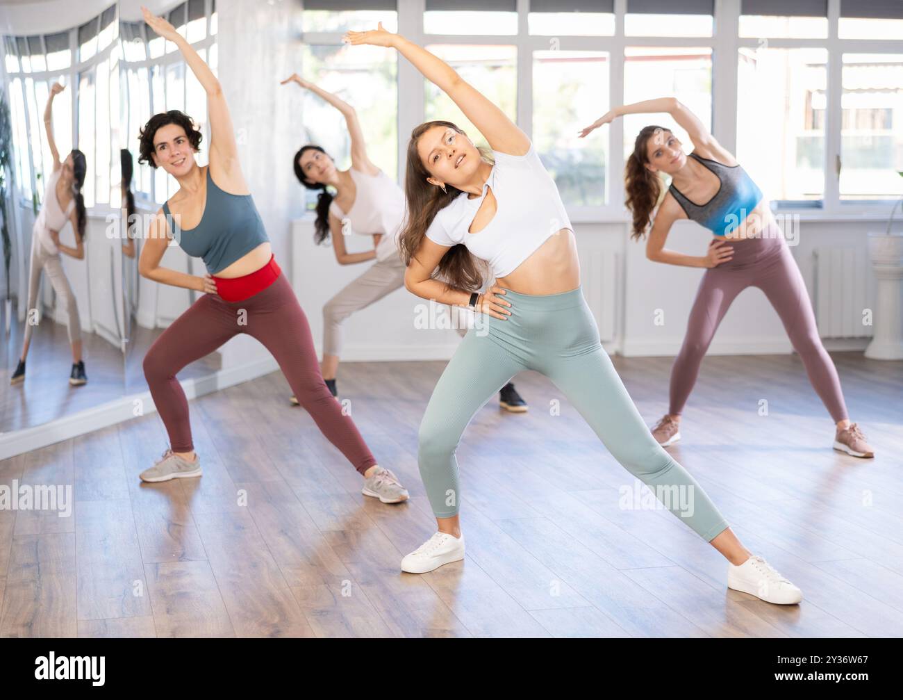 Group of women dancing dancehall in studio Stock Photo - Alamy