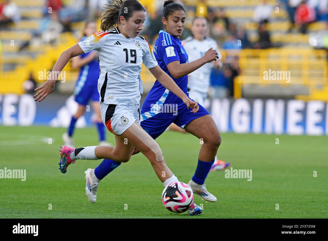 Loreen 2024 hi-res stock photography and images - Alamy