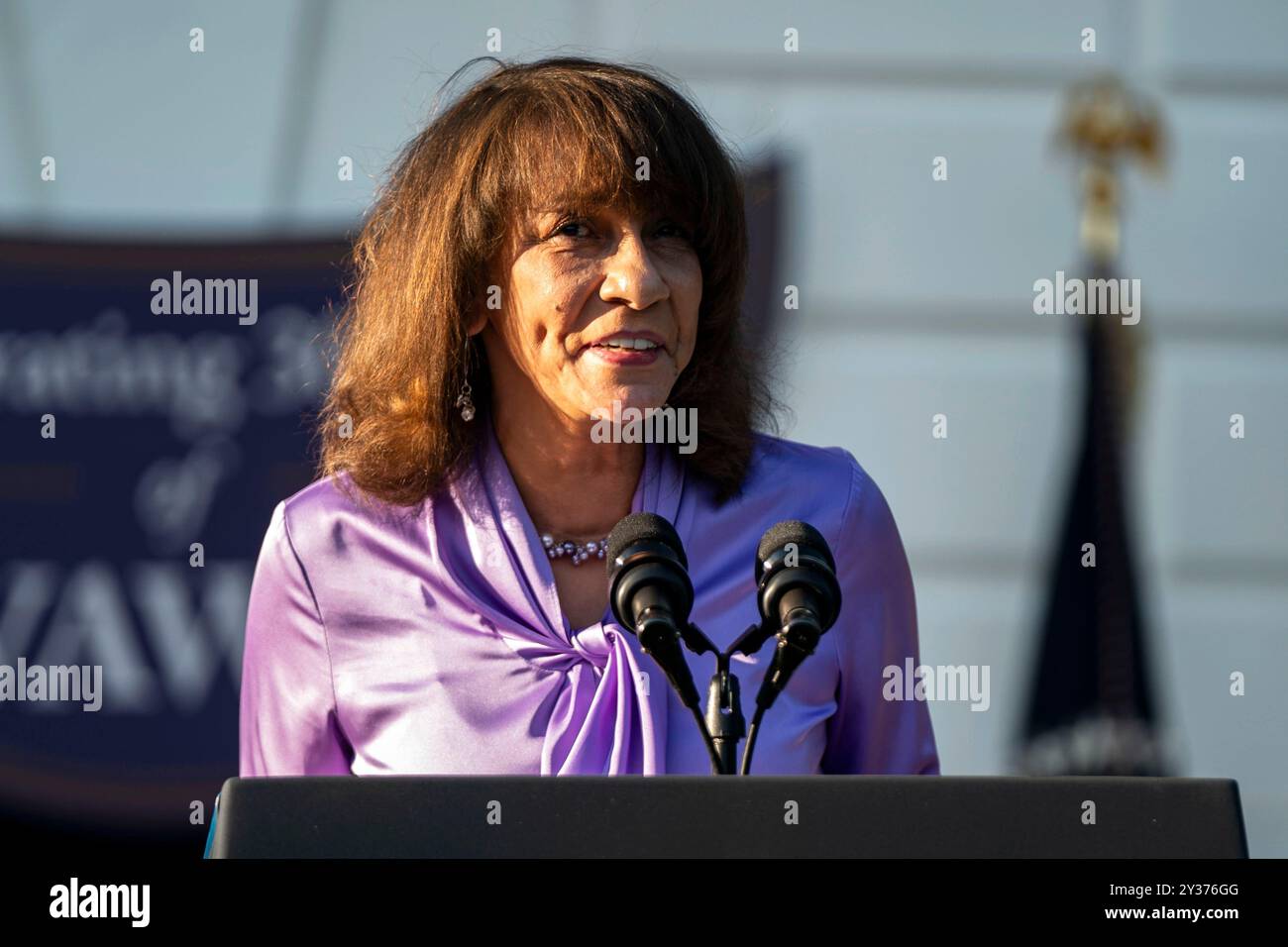 Ruth aga hi-res stock photography and images - Alamy