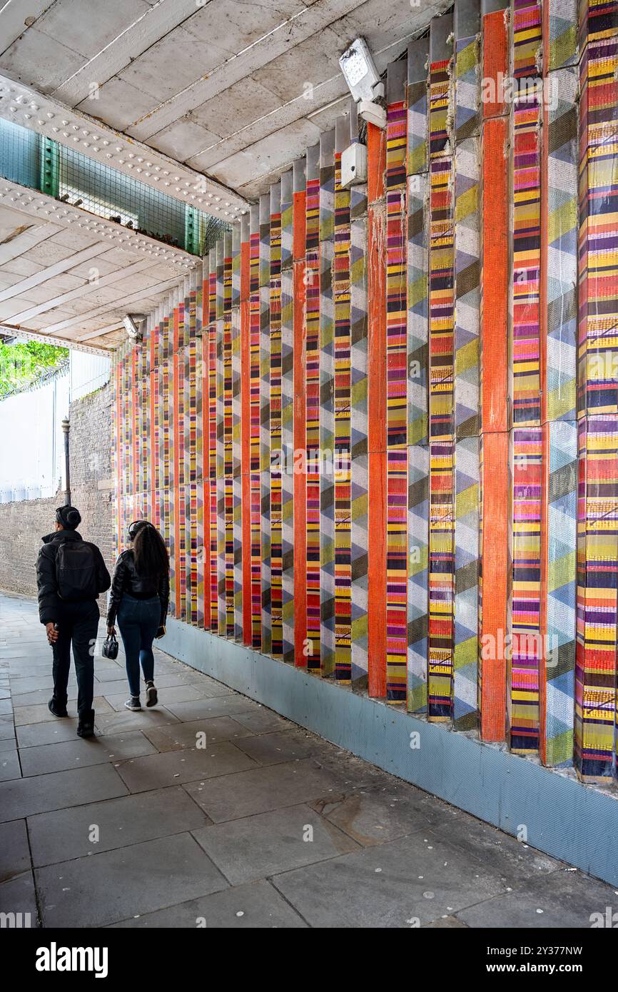 Lenticular mural hi-res stock photography and images - Alamy