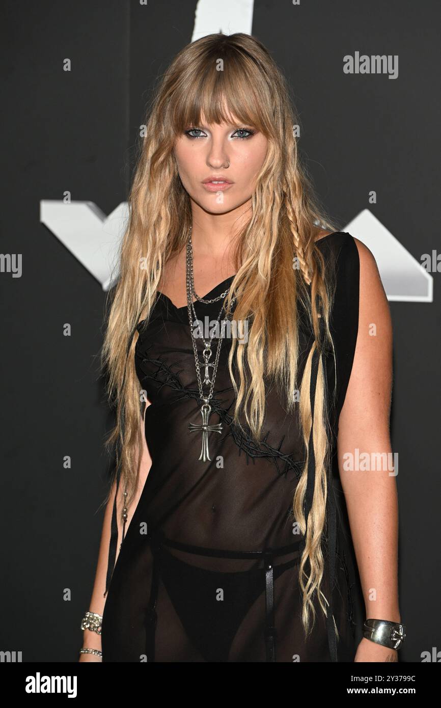 Elmont, USA. 12th Sep, 2024. Victoria Deangelis attends the 2024 MTV ...