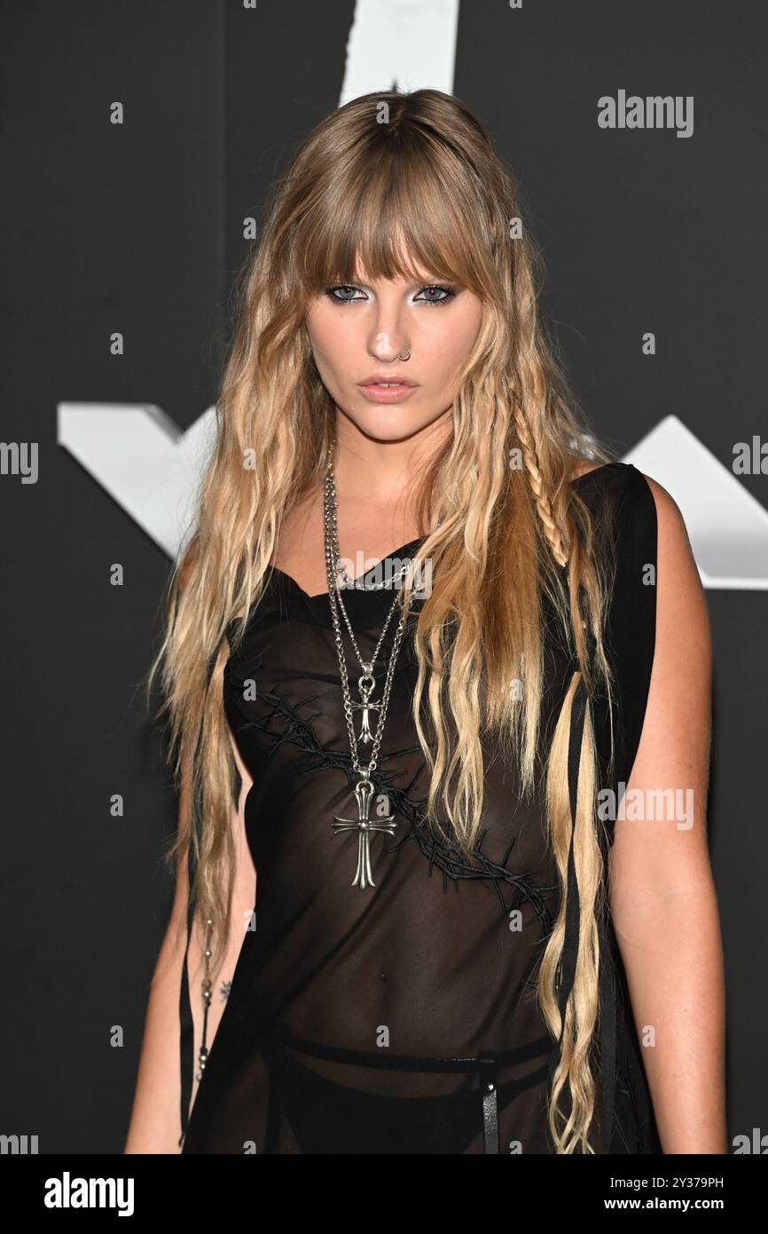 Elmont, USA. 12th Sep, 2024. Victoria Deangelis attends the 2024 MTV ...