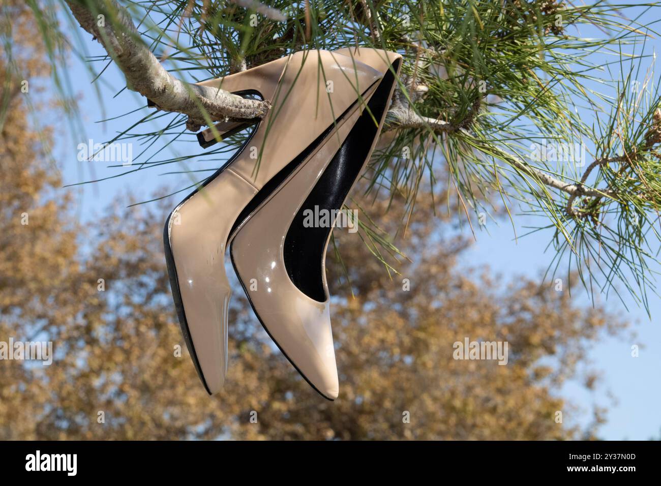 Beige heels outdoors hi-res stock photography and images - Alamy