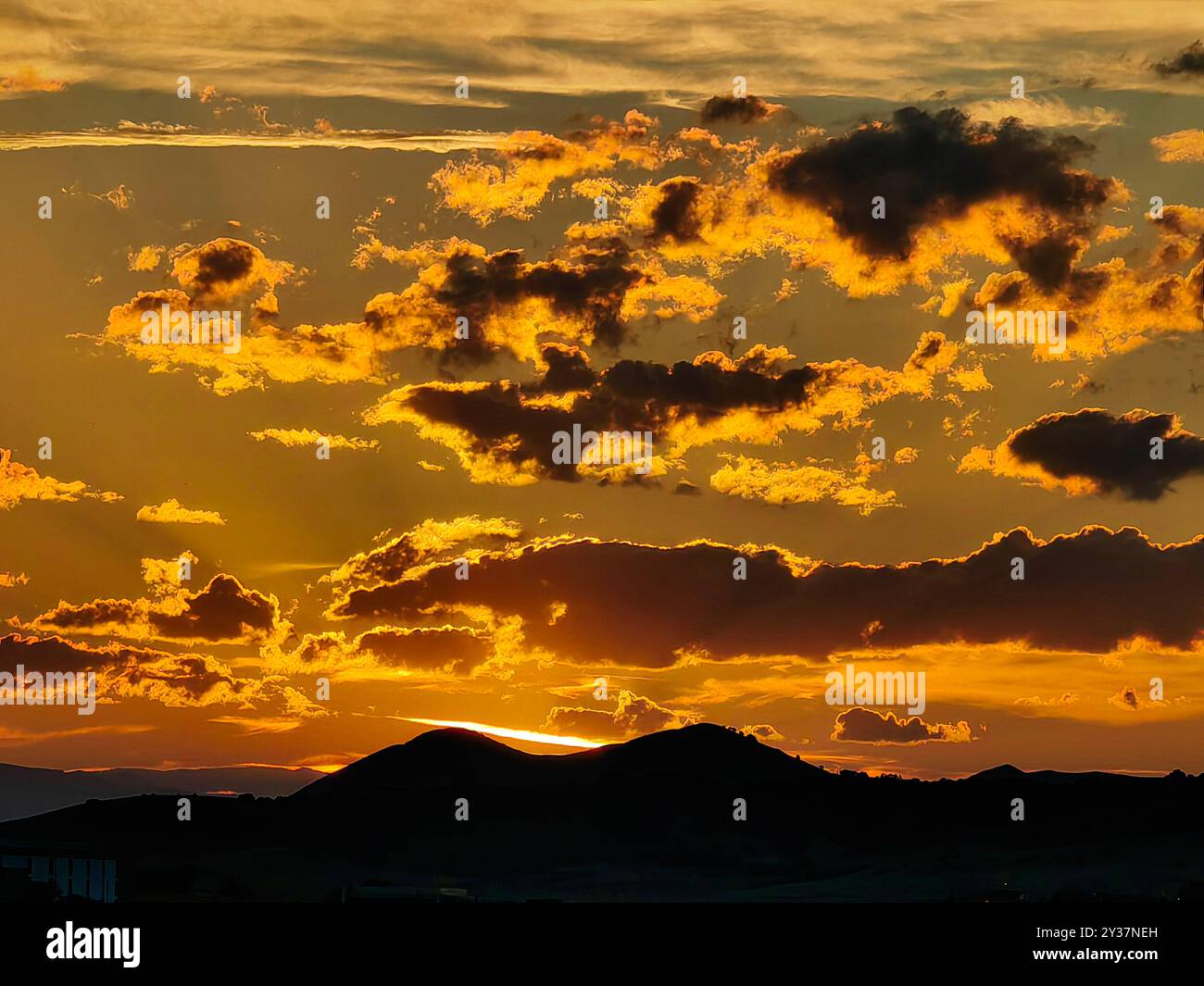 Backdrop of dramatic peaks hi-res stock photography and images - Alamy