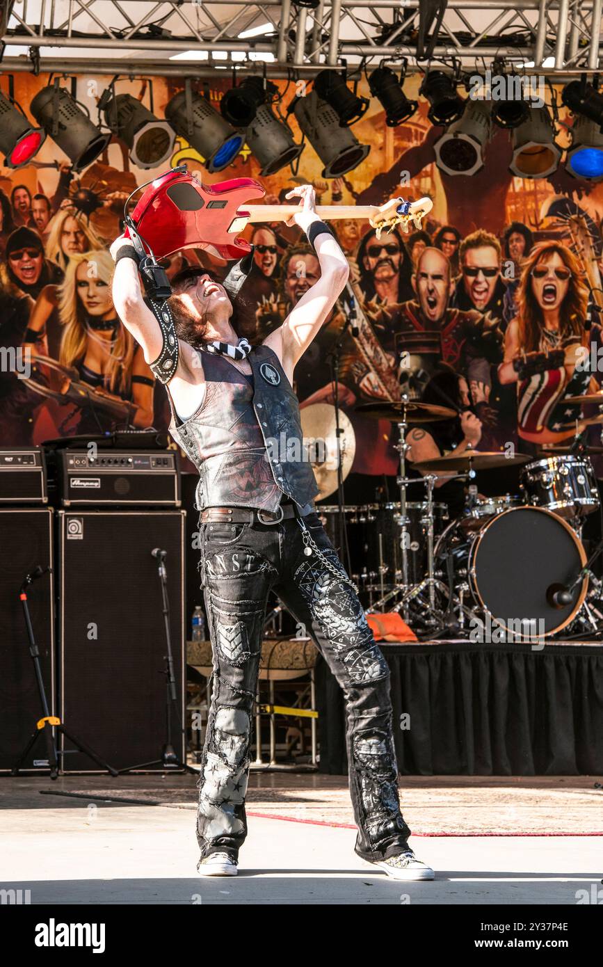Rudy Sarzo of Quiet Riot on stage at the Rock for Ronnie / "Stand Up ...