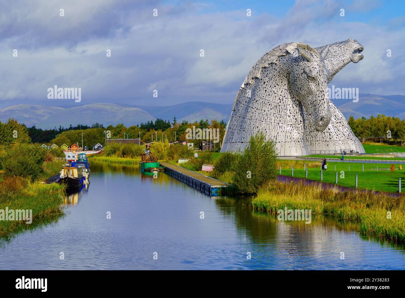 Falkirk, UK - October 07, 2022: Scene of the Helix and the Kelpies ...