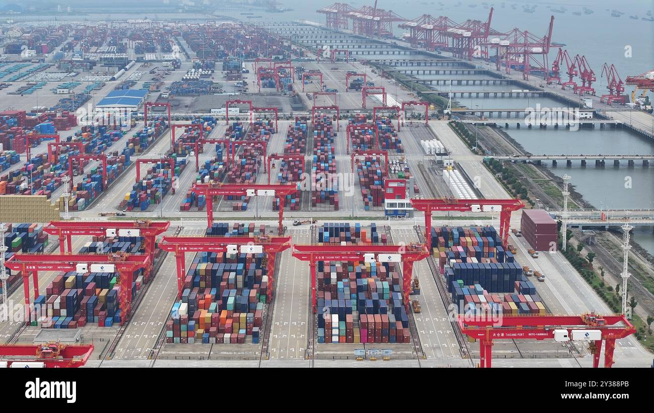 Aerial photo shows the container terminal of Taicang Port, Suzhou City ...
