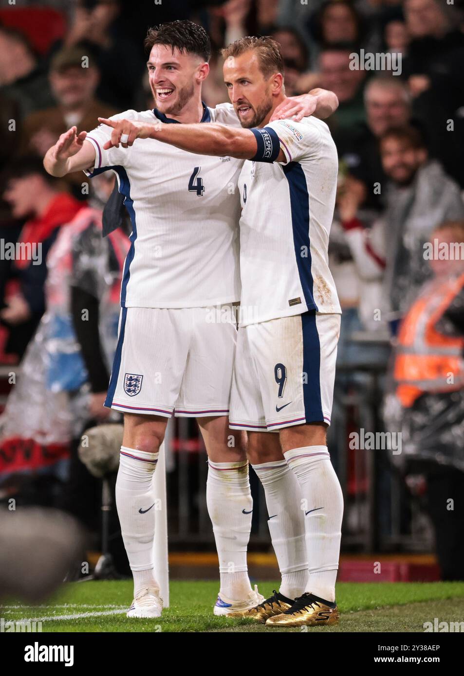 Harry Kane of England celebrates with Declan Rice of England - England ...