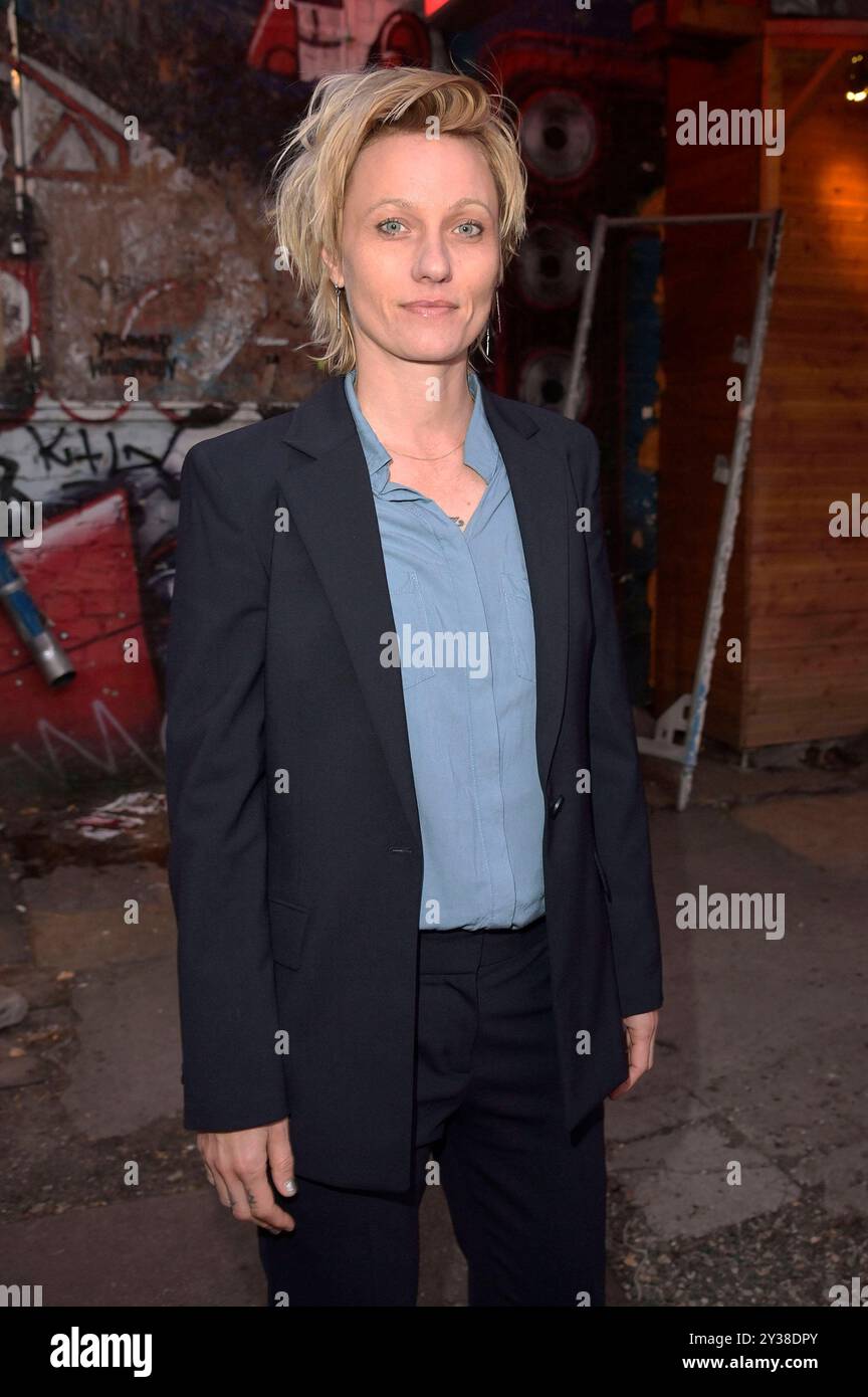 Lana Cooper bei der Premiere der Joyn Vampir-Comedy-Serie Der Upir im ...