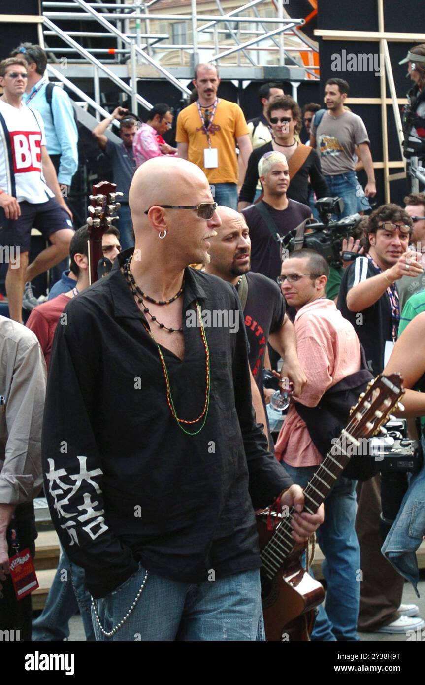 Torino Italy 04/06/2005: Pau (Paolo Bruni) singer and guitarist of the ...
