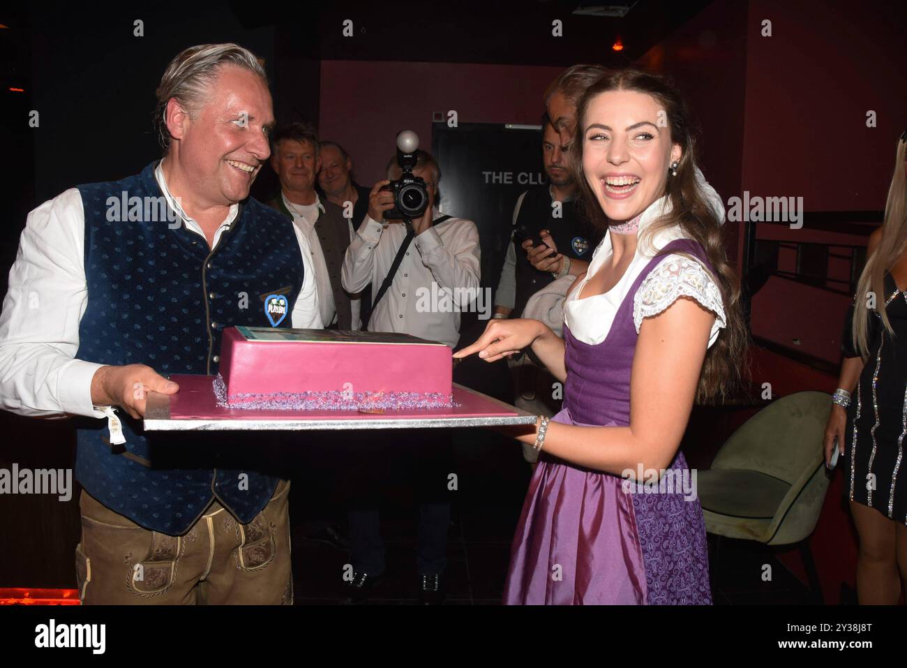 Florian Boitin Playboy Chefredakteur Veronika -Vroni-Sbrizzai Wiesn Playboy Playmate 2024 ...