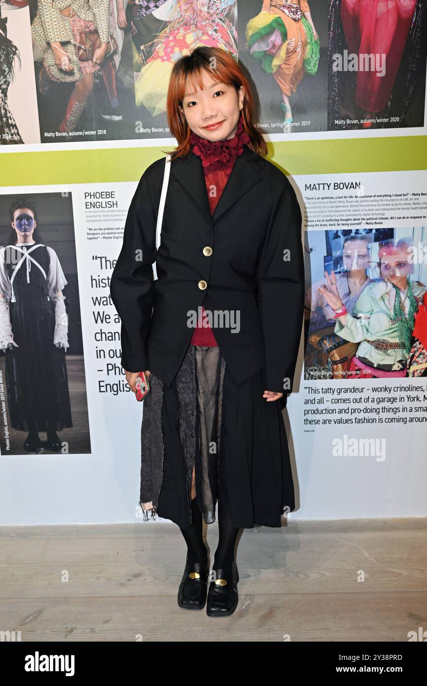 40th anniversary of london fashion week hi-res stock photography and ...