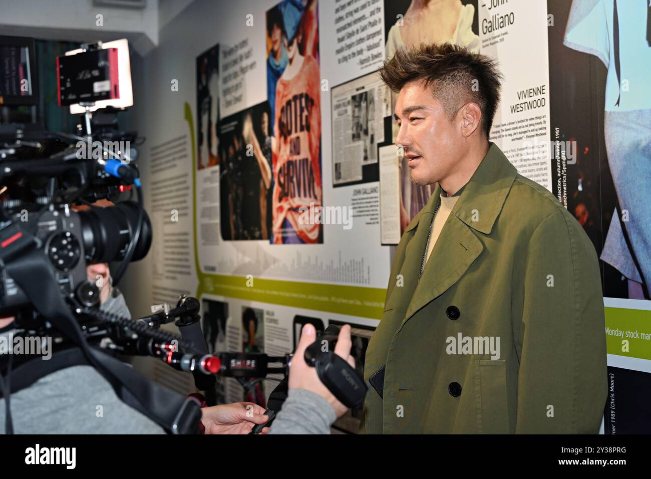 Hu bing fashion week hi-res stock photography and images - Alamy