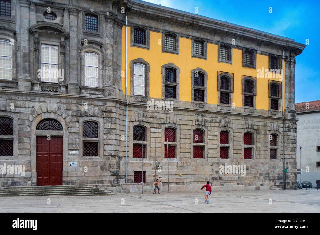 Centro portugues da fotografia hi-res stock photography and images - Alamy