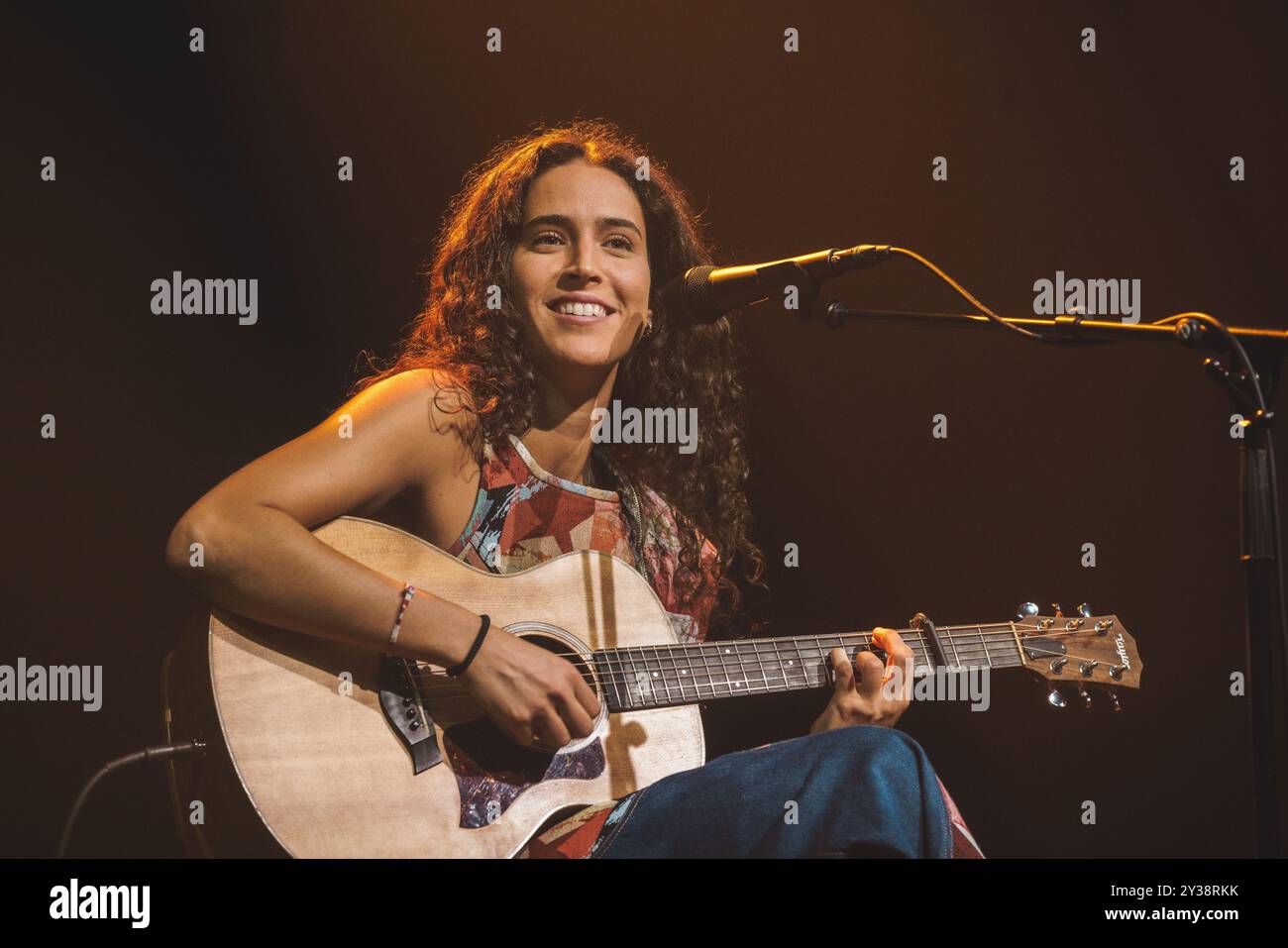 Maro singer hi-res stock photography and images - Alamy