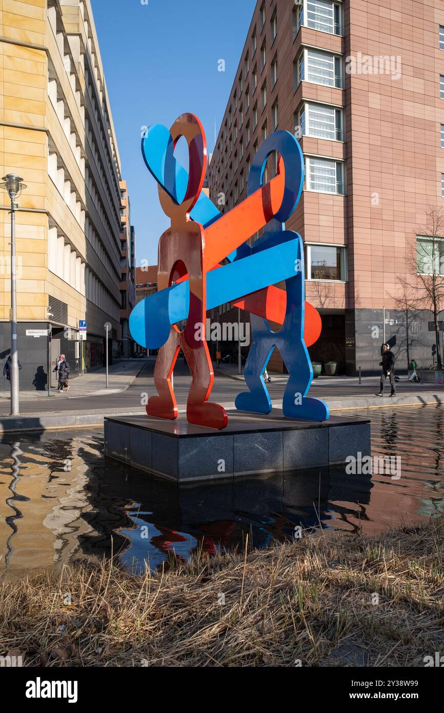 The Boxers by Keith Haring Modern Sculpture Potsdamer Platz Berlin ...