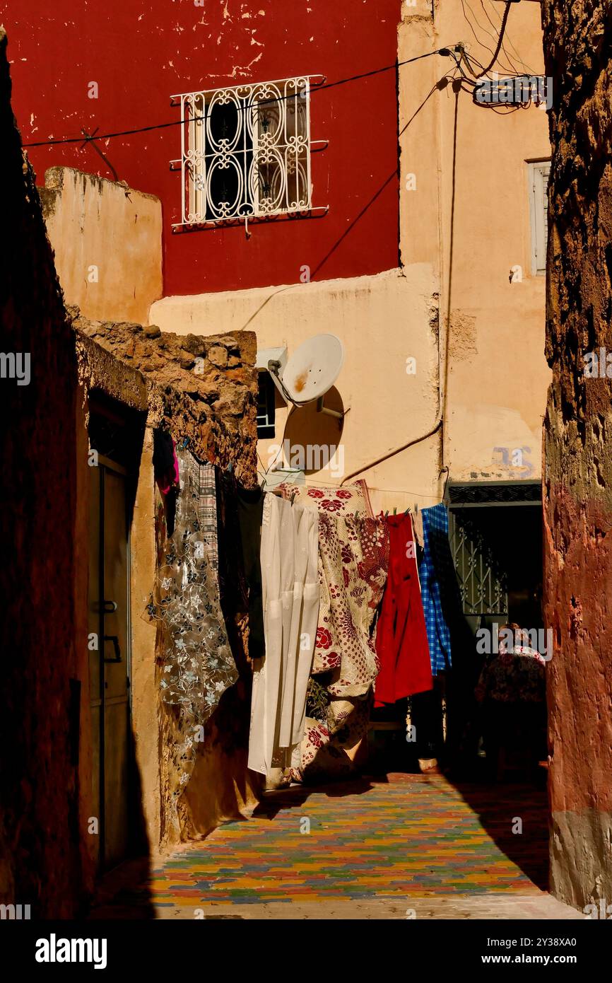 Bhalil Morocco the city of cave houses, 6 km north west of Sefrou. This ...