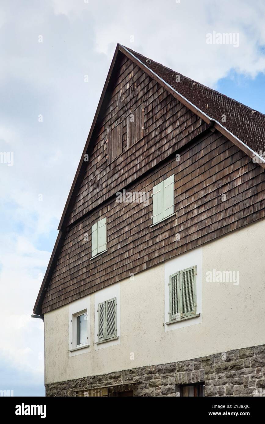 Traditional german wooden house hi-res stock photography and images - Alamy