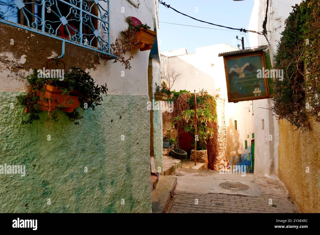 Bhalil Morocco the city of cave houses, 6 km north west of Sefrou. This ...