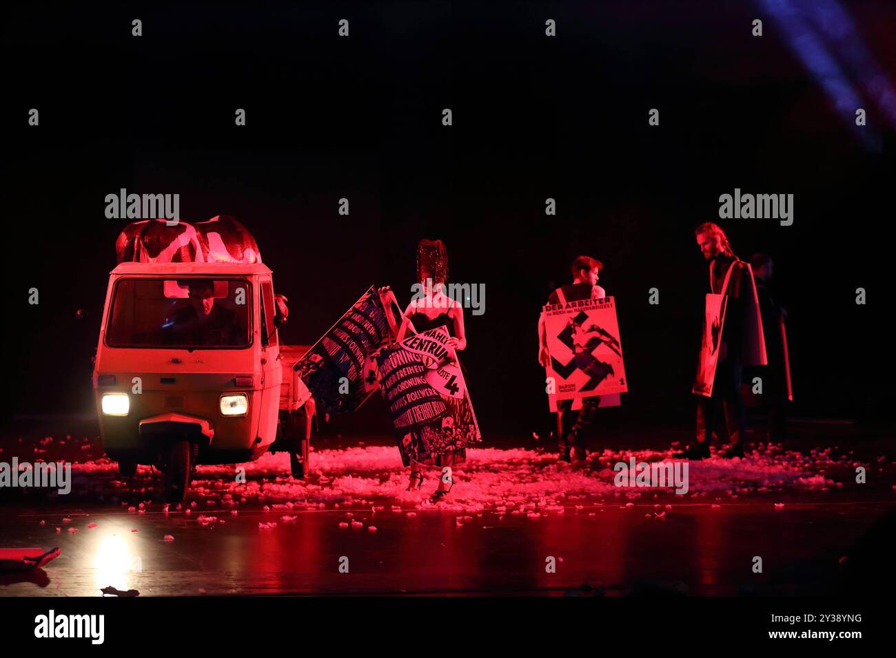 Andreas Döhler, Artemis Chalkidou, Gabriel Schneider, Maximilian Diehle ...