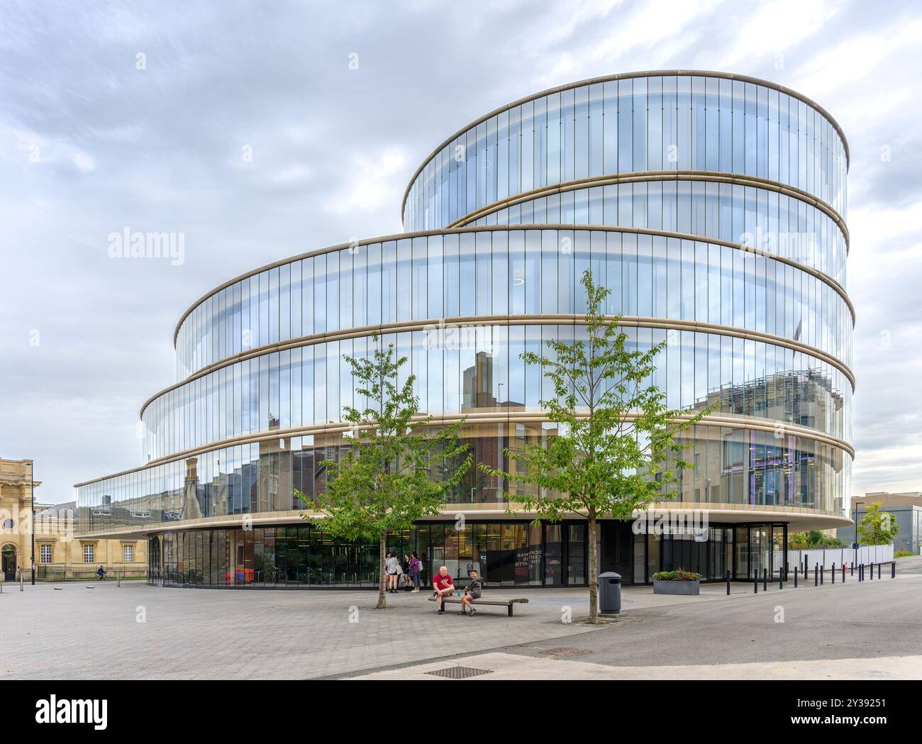 Blavatnik School of Government, in Jericho Oxford. By architects Herzog ...