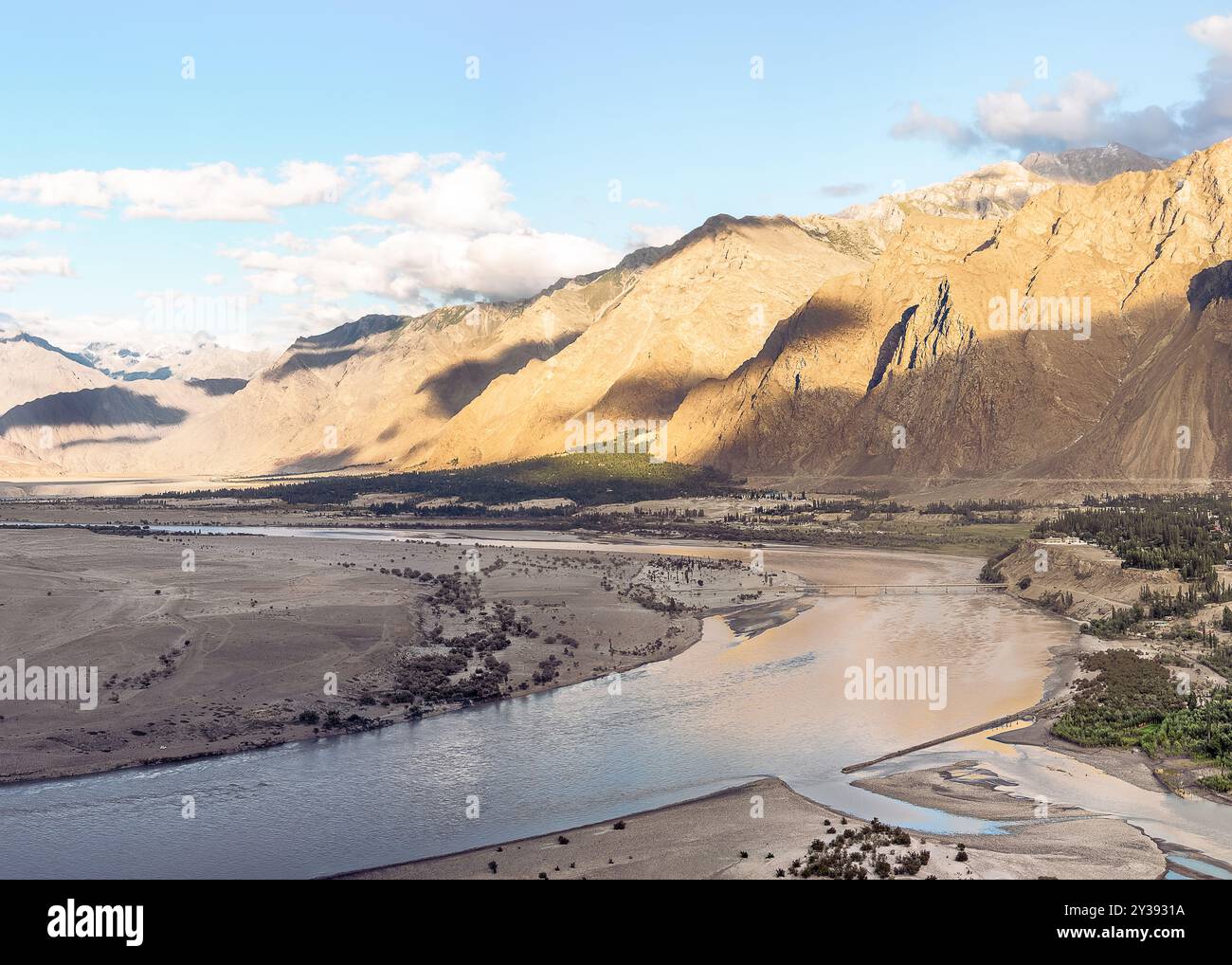 Aerial view of Skardu and surrounding mountains Stock Photo - Alamy