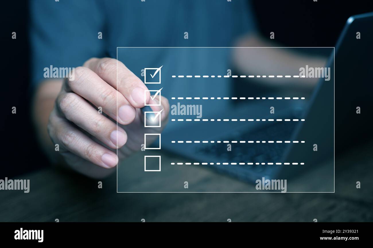 Virtual questionnaire hi-res stock photography and images - Alamy