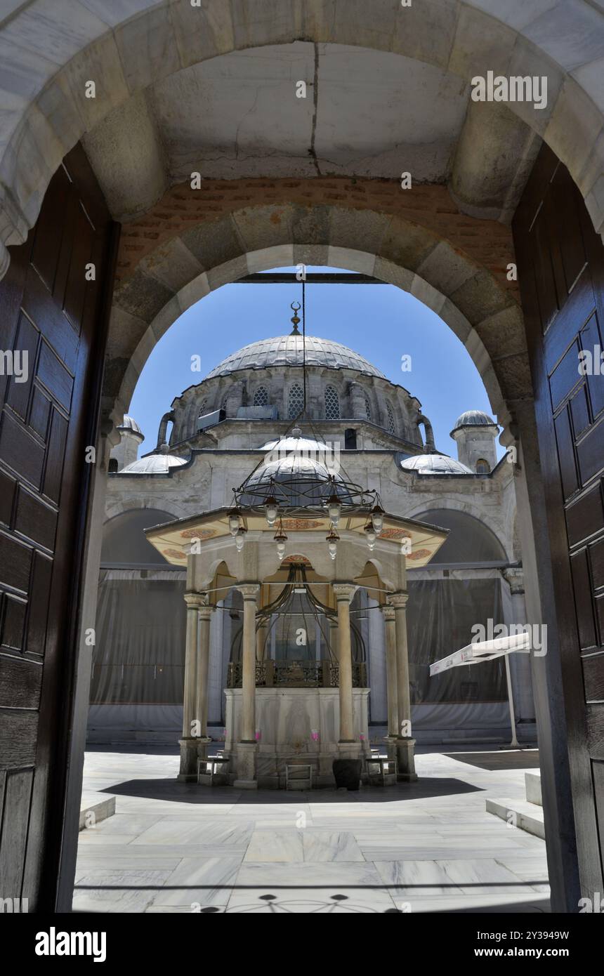 Laleli mosque, Fatih, Istanbul, Turkey, Europe-Asia Stock Photo - Alamy