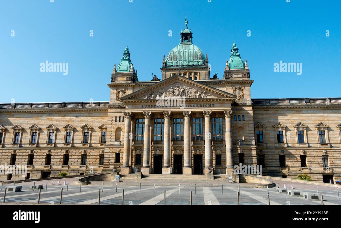 Administrative architecture hi-res stock photography and images - Alamy
